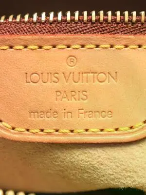 LOUIS VUITTON 2001 Mm Looping Monogram Tote Bag