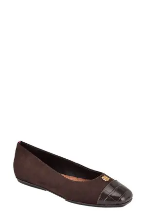 Tommy Hilfiger Bekim Faux Leather Flat Espresso