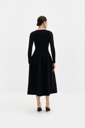 MALINA Elona Voluminous Knitted Midi Dress