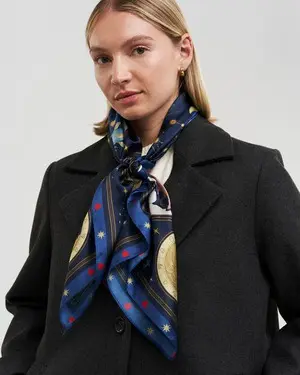 FABLE ENGLAND Zodiac Medium Square Scarf - Light Blue