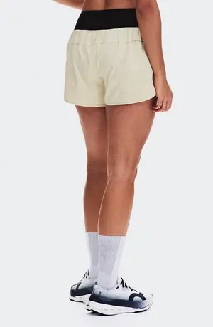 On Performance Volt Shorts