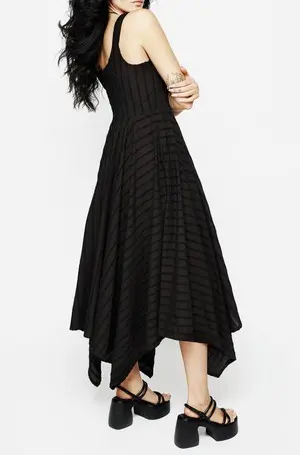 DISTURBIA Blythe Handkerchief Hem Maxi Dress