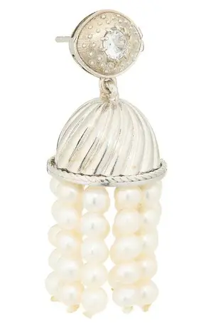NACKIYE Petite Freshwater Pearl Drop Earring