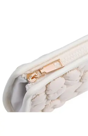 URBAN ESSENTIALS Bloom Bar Brush Holder - Cream
