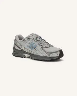 NEW BALANCE 740 Sneakers