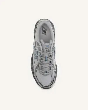 NEW BALANCE 740 Sneakers