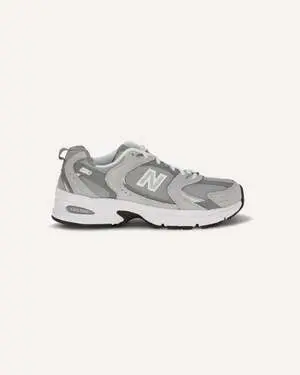 NEW BALANCE 530 Sneakers