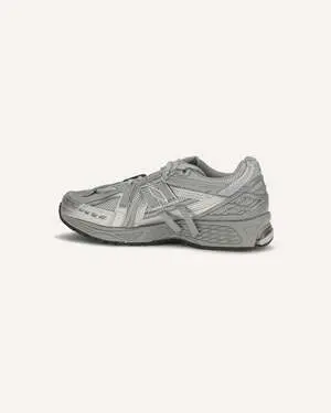 NEW BALANCE 1906a Sneakers