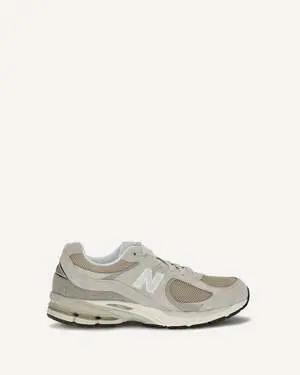 NEW BALANCE 2002r Sneakers