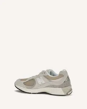 NEW BALANCE 2002r Sneakers