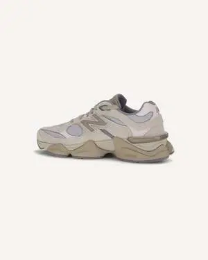 NEW BALANCE 9060 Sneakers