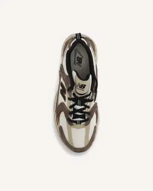 NEW BALANCE 530 Sneakers