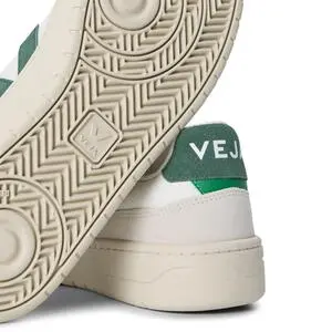VEJA Color Block Chunky Trainers - Gray