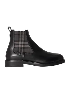 Burberry Chelsea Boots - Black