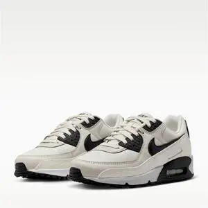 Nike Retro Casual Sneakers