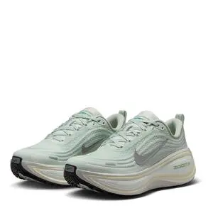 Nike Vomero Plus Low Top Lace-up Athletic Sneakers - Gray