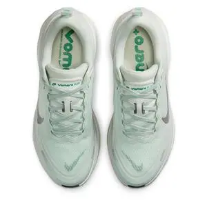 Nike Vomero Plus Low Top Lace-up Athletic Sneakers - Gray