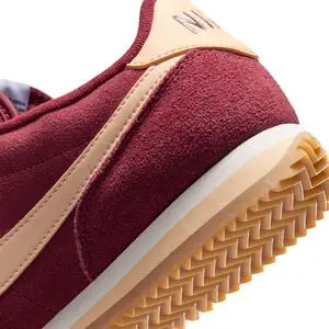 Nike Vintage Minimalist Casual Shoes
