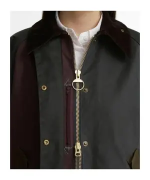 Barbour Colourblock Waxed Cropped Field Jacket