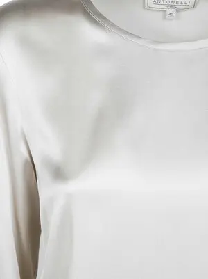 Antonelli Firenze Satin Long-sleeve T-shirt With A Round Neck