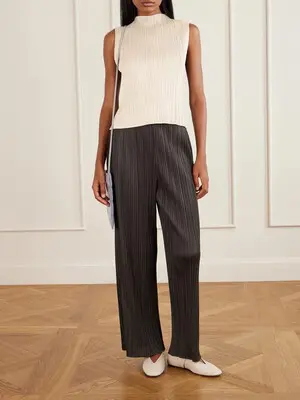 Issey Miyake Plissé Tank - Neutrals