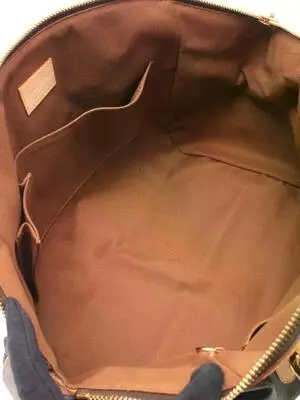 LOUIS VUITTON 2012 Monogram Tivoli Gm Shoulder Bag
