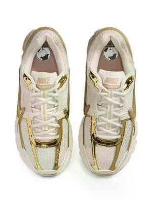 Nike Zoom Vomero 5 Sneakers