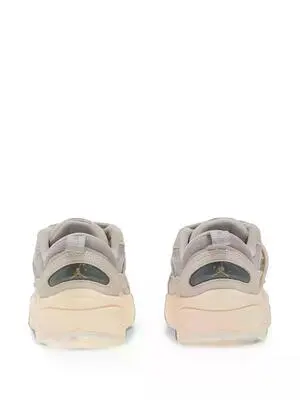 JORDAN Trunner Panelled Cage-detail Sneakers