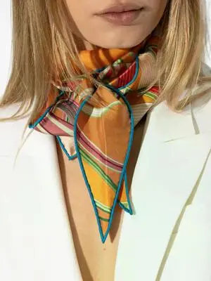 FERRAGAMO Flowers And Butterflies Print Diamond Scarf