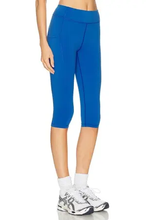 Literary Sport Lena Capri Tight