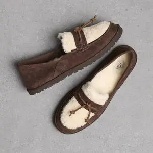 UGG Zora Loafer