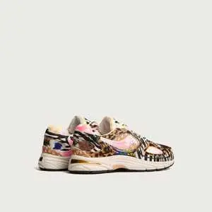 Saucony X Westside Gun Jazz 9 Sneaker