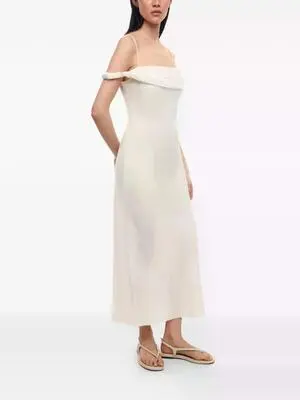 12 STOREEZ Toscana Off-shoulder Dress