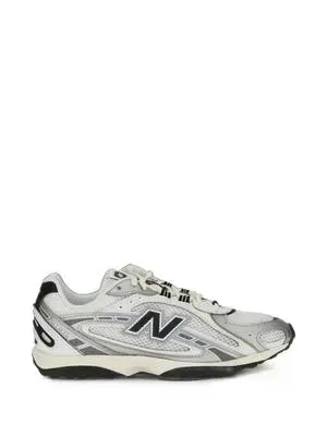 NEW BALANCE 204l Low Top Sneakers