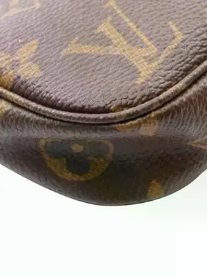 LOUIS VUITTON 2002 Monogram Pochette Accessoires Shoulder Bag