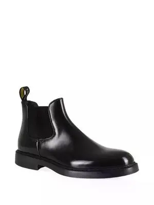 DOUCAL'S Polished Chelsea Boots