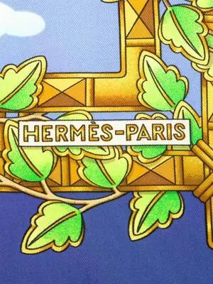 Hermès 1990-2000 United Nations Doves Of Peace Silk Scarf 90 Scarves - Blue