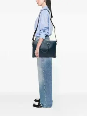 LOUIS VUITTON Taiga Anton Soft Briefcase