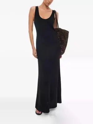 12 STOREEZ Mawata Maxi Dress