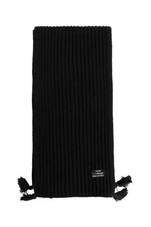 SALON C LUNDMAN Tassel Scarf