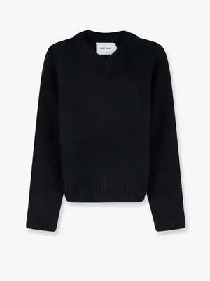 Soft Goat Cashmere Sweater - Black