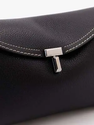 TOTEME Leather Clutch With Contrasting Stitching - Black
