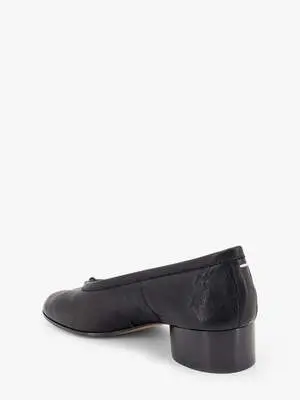 MAISON MARGIELA Leather Tabi Ballet Flats