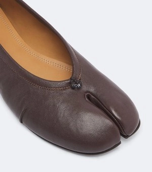 MAISON MARGIELA Tabi Leather Ballet Flats
