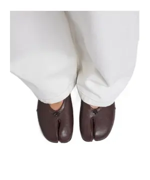 MAISON MARGIELA Tabi Leather Ballet Flats