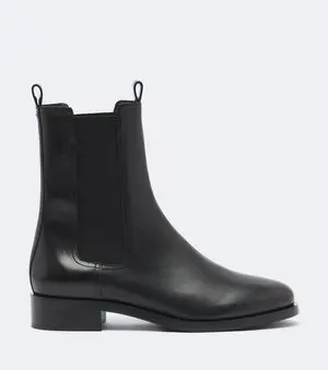 AeydĒ Caspar Leather Chelsea Boots