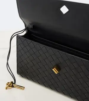 Bottega Veneta Andiamo Small Intrecciato Leather Clutch - Black