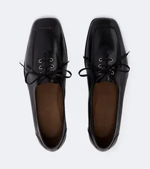 Bottega Veneta Gino Leather Lace-up Shoes