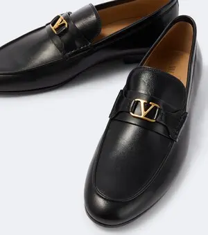 Valentino Garavani Vlogo Leather Penny Loafers