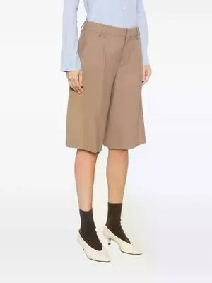 Closed Pleated Knee-length Tailored Shorts - Neutrals